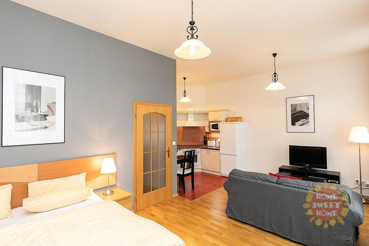 Praha, pronájem, krásný a útulný byt 1kk, zařízený, ulice Sázavská ...