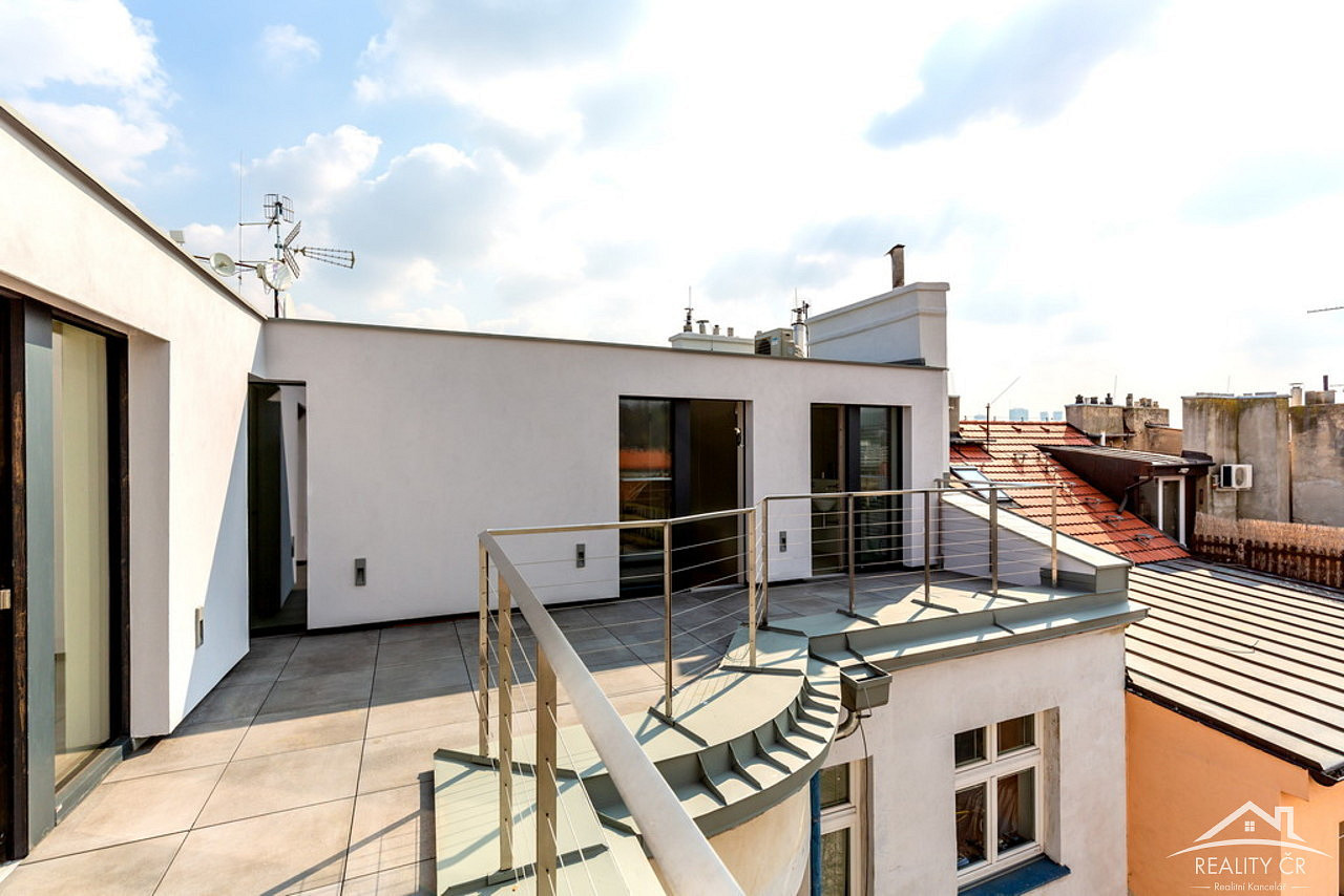 Prodej luxusního bytu 4+kk Praha Smíchov | Reality.iDNES.cz