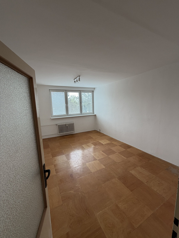Pronájem bytu 3+1 s balkonem a parkováním, Opava – Kateřinky | Reality ...